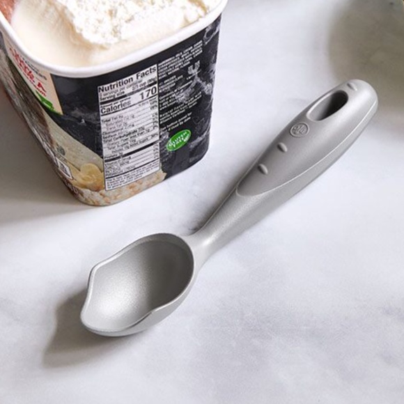 Pampered Chef | Dining | New Pampered Chef Ice Cream Scoop | Poshmark